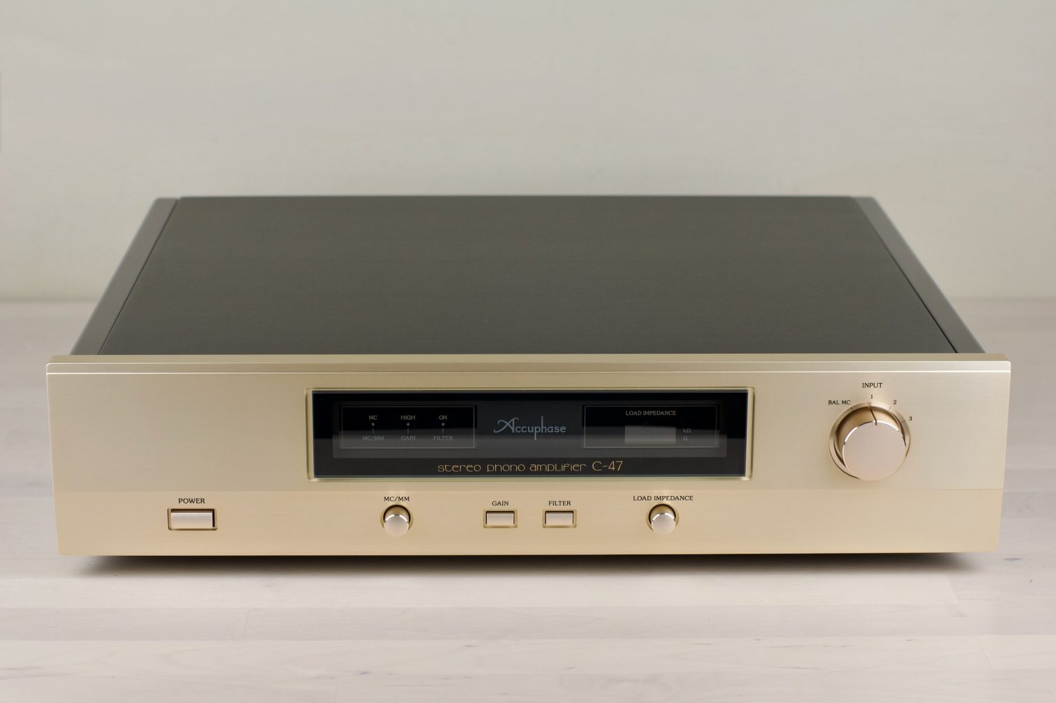 Accuphase